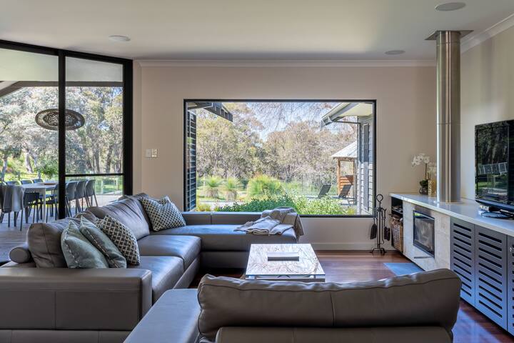 Ravenswood I Private Properties - Dunsborough
