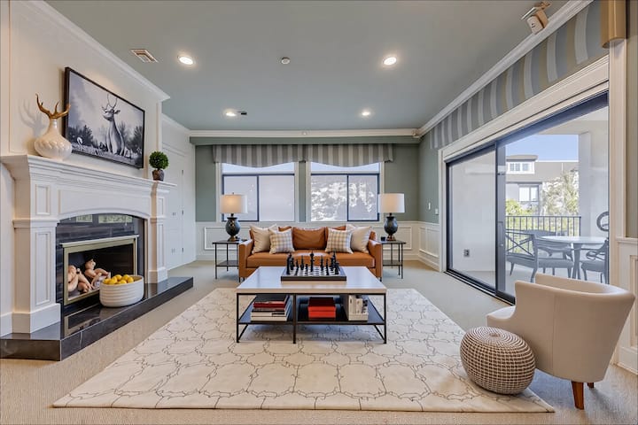 Pasadena Boutique Luxury Residence | Terrace - Pasadena, CA