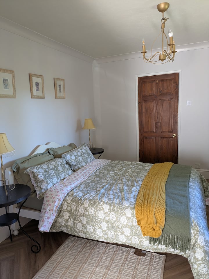 Magnolia Hideaway - Bracknell