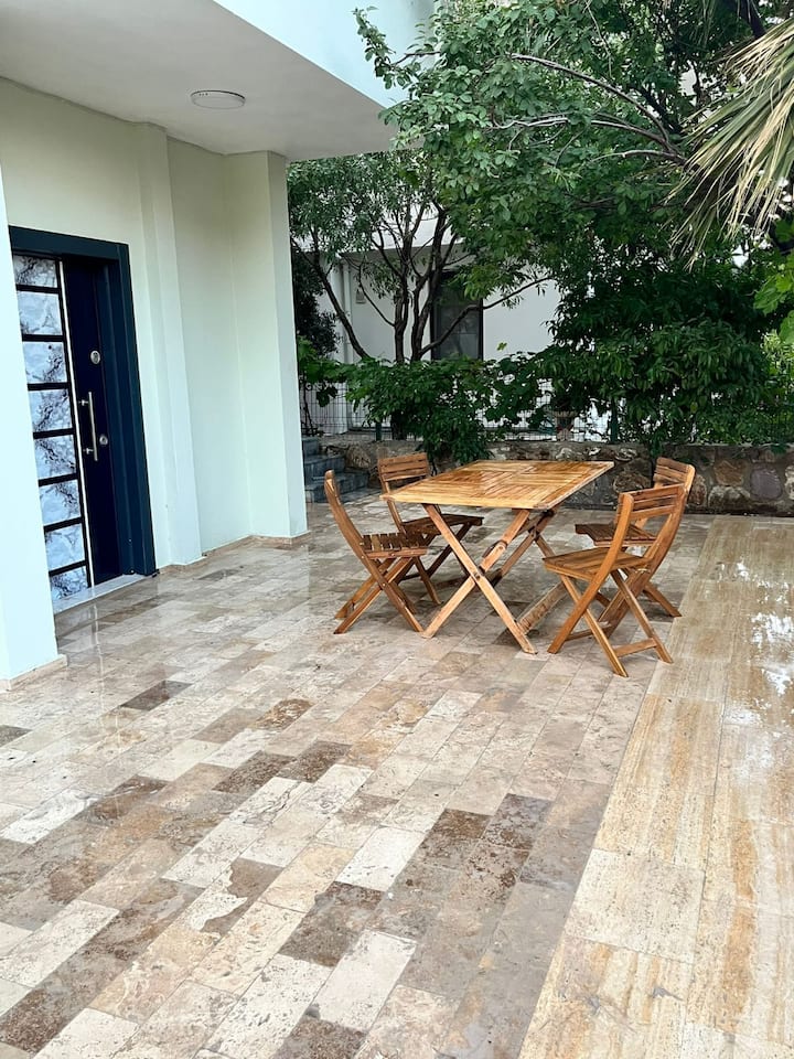 Sesiz Sakin Bir Tatil Için 5kişilik 2+1 Bahçeli Ev - Datça