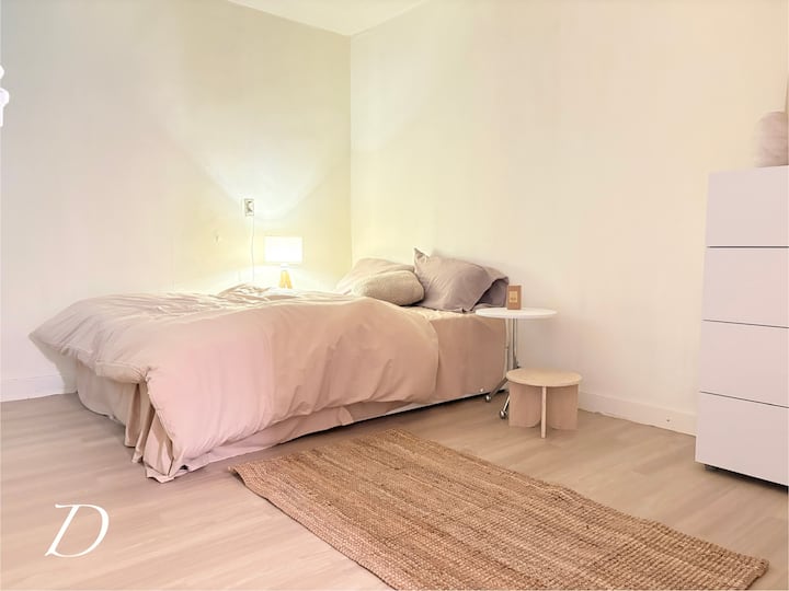Mrt Xinyi Anhe Single Bedrroom 220d - 新市區