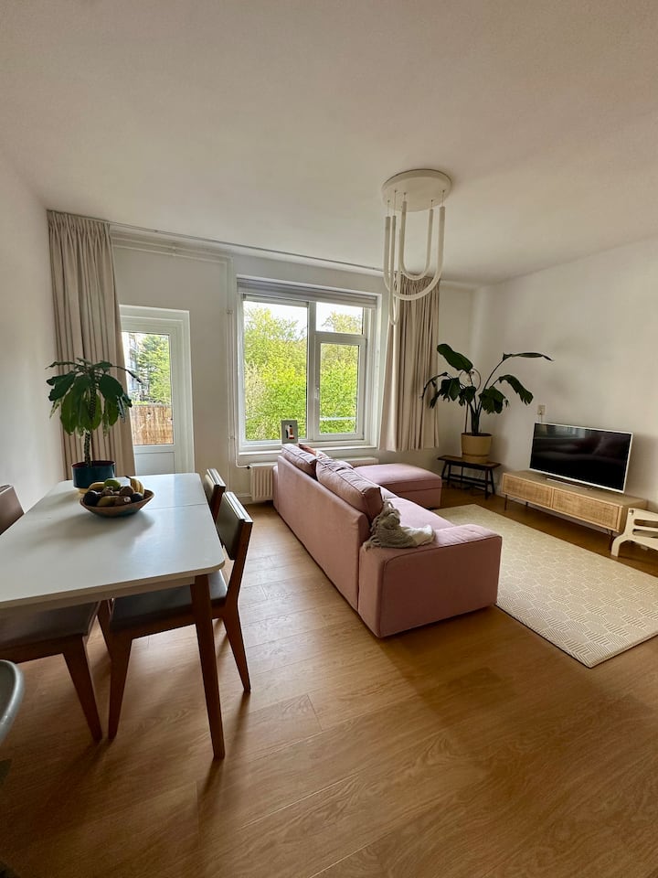 Green View Apartment With Sunny Balcony - Amsterdam