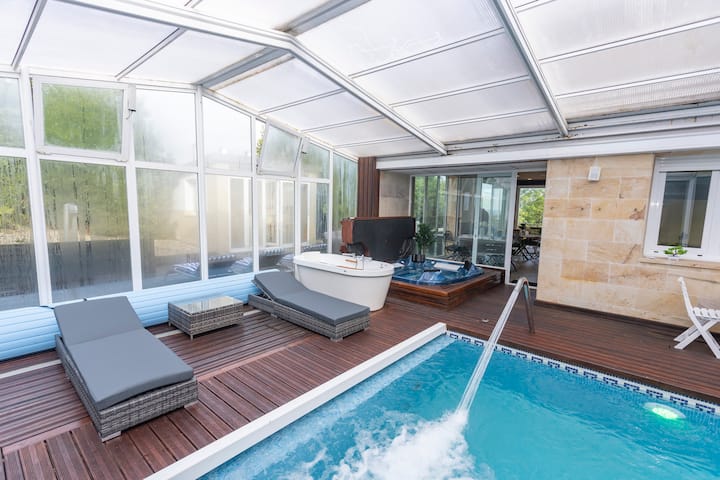 Resort With Private Pool Spa, Cinema And Paddle - San Vicente de la Barquera