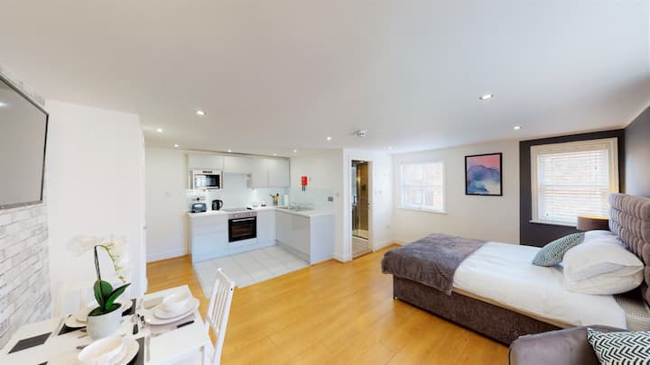 Centrally Location Dale St Liverpool City Centre - Liverpool