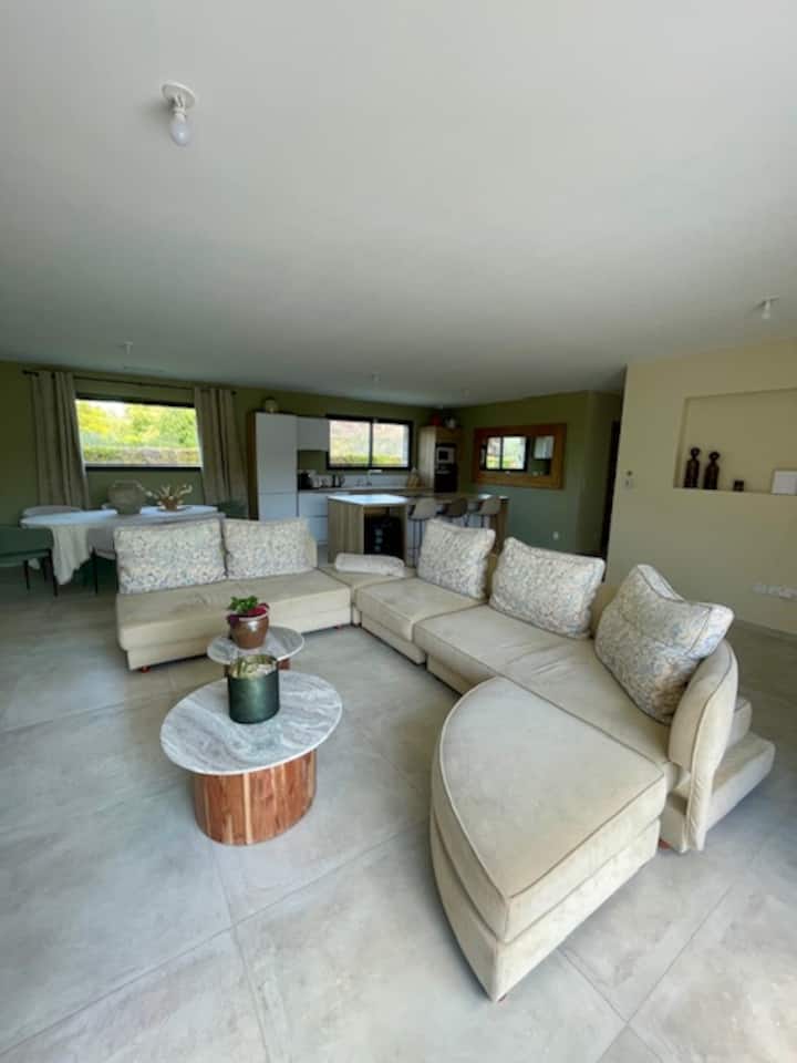 Belle Villa Neuve à Tresques - Bagnols-sur-Cèze
