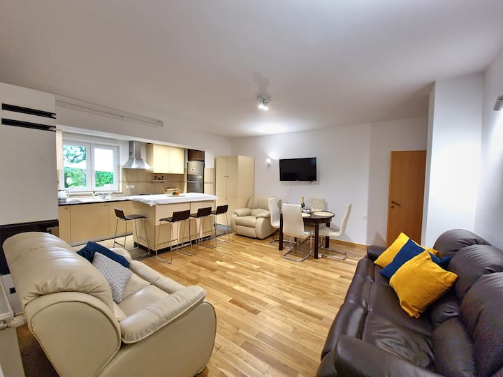 Apartment Učka Home 4* - Lovran