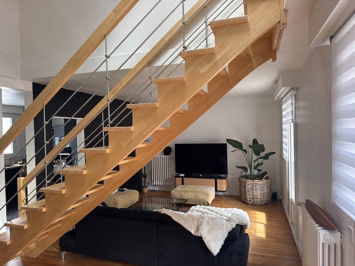 Grand Duplex En Plein Centre-ville Avec Parking - Lorient