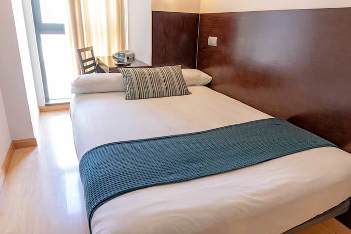Hotel Cardeña By Gaiarooms - Habitación Individual - Burgos