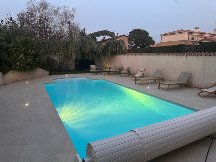 Villa 262m² Piscine, Gym, Jeux, 5 Chambres - Tain-l'Hermitage