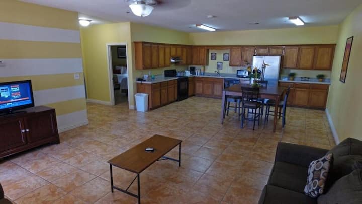 Family Suite | Ramada South Padre | Near The Gulf - South Padre Island