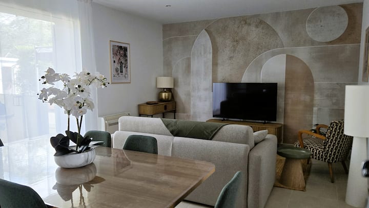 Cœur Estérel Plage - Bas De Villa 4/6 Personnes - Agay