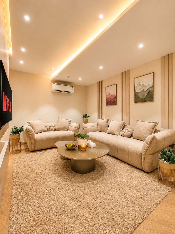 The Boutique Penthouse | Party Capital Of Delhi | - Delhi