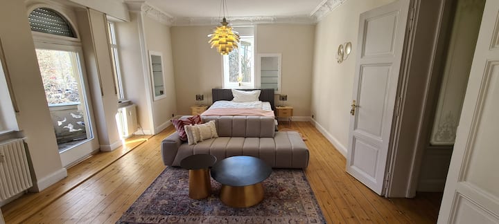 Stunning 1 Br In Perfect Location - Wiesbaden