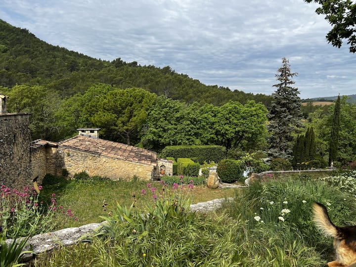 Bel Appartement En Rez-de-jardin En Pleine Nature - Pierrefeu-du-Var