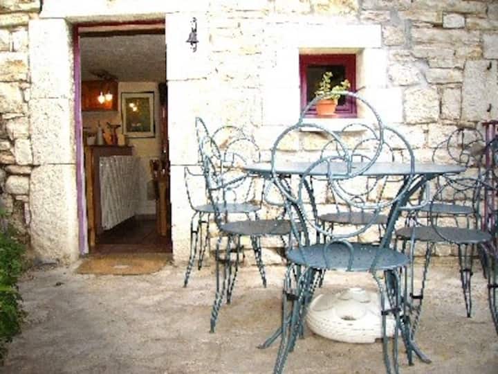 Gite Typique Dans Le Vieux Bourg Historique - Sainte-Énimie