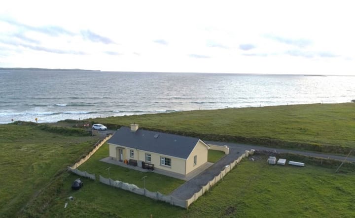 Beach Side House In Quilty - Kilkee