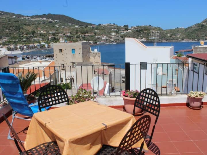Wohnung 'Ciaola' Mit Eigener Terrasse By Interhome - Lipari