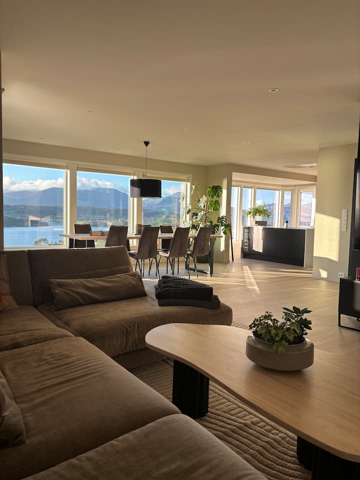 Leilighet Med Nydelig Utsikt - Ålesund