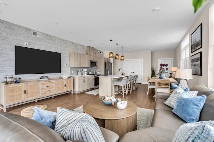 Luxury 3br With Seaside Views | Jersey Shore Gem - Seaside Heights, NJ