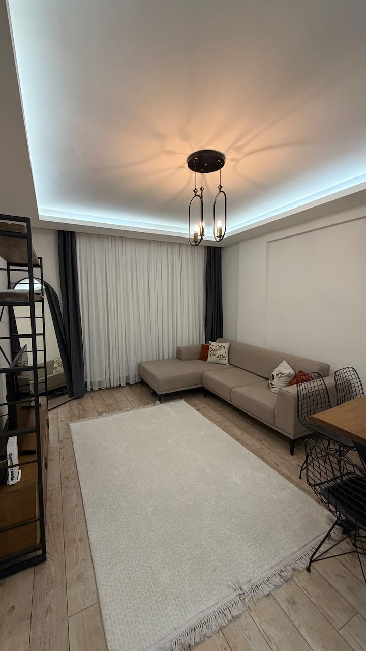 Merkez Meydan  новый - İzmir