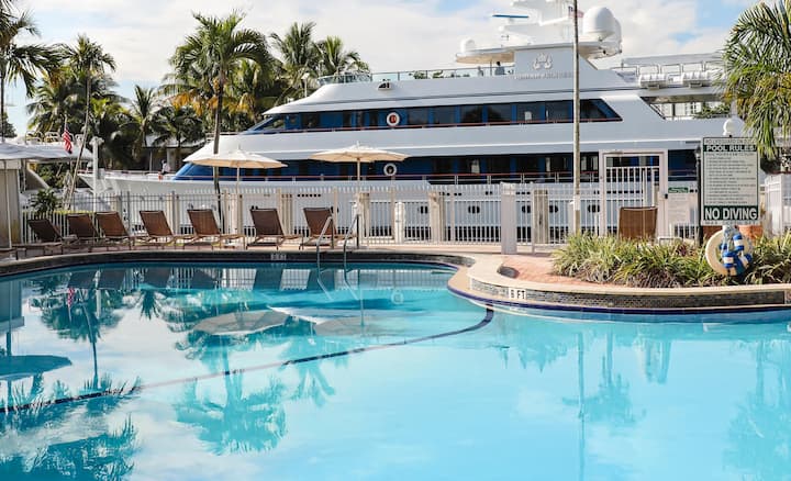 2 Queen Beds | Riverside Hotel | Pool | 2 Units - Fort Lauderdale, FL