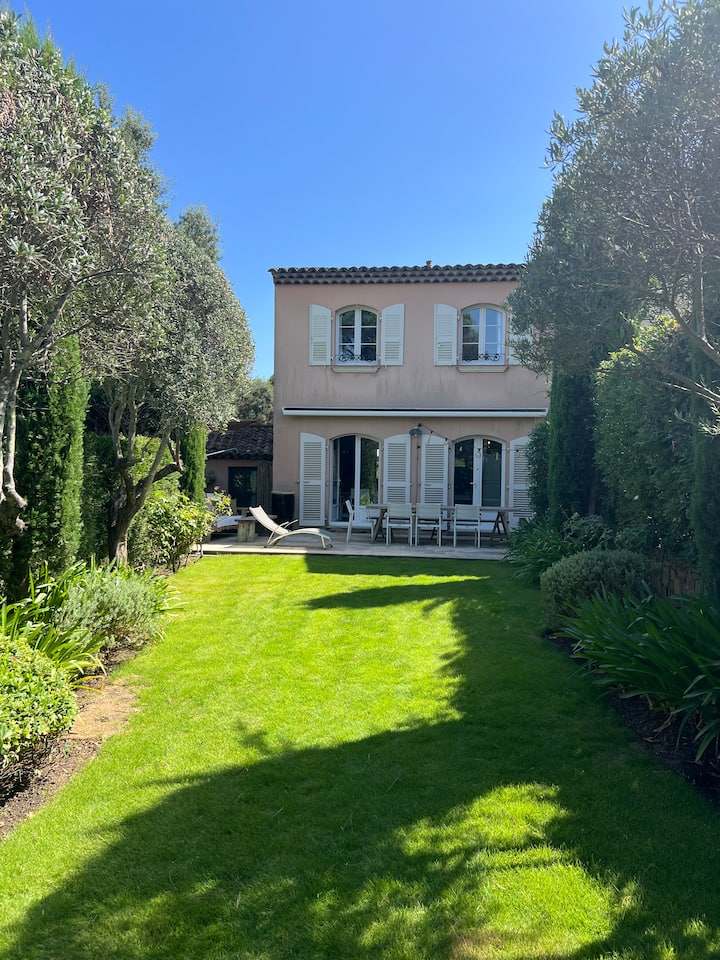 Maison De Charme Sur Gassin
6 Personnes - Gassin