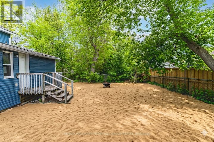 Jansen Clan Cottage - Wasaga Beach