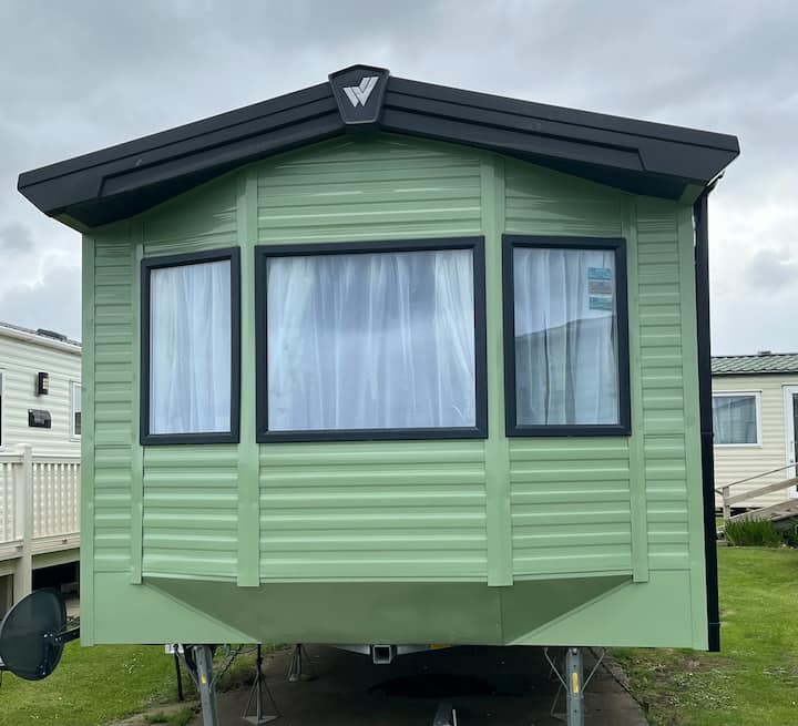 New 4 Birth Static Caravan In Whitby - Whitby