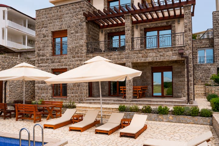 Villa Vitanika - Montenegro