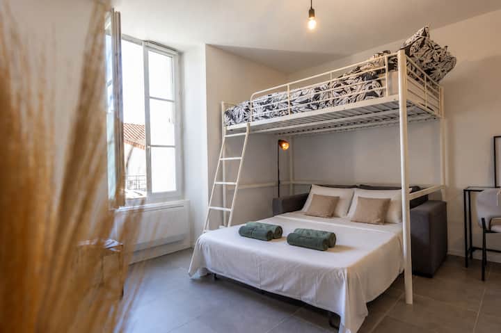 Le Central • Hyper Centre Et  Parking  4 Personnes - Cholet