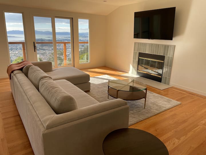 Amazing House,  Stunning Views, 30 Days + Rental - Berkeley, CA