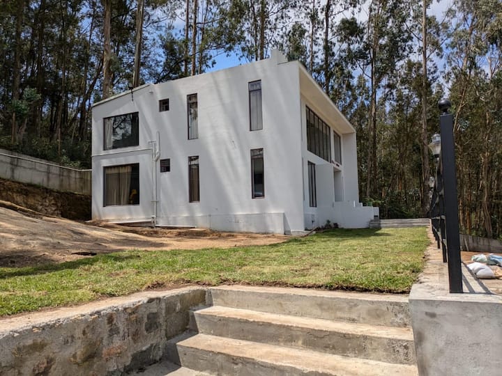 Villa D’adhaan | 5bhk Family & Friends Stay - Kodaikanal