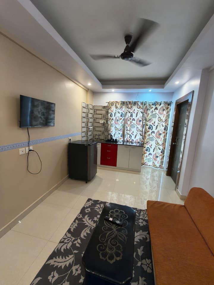 Perfect Homestay -Ac 1bhk,300m From Sea - Puri