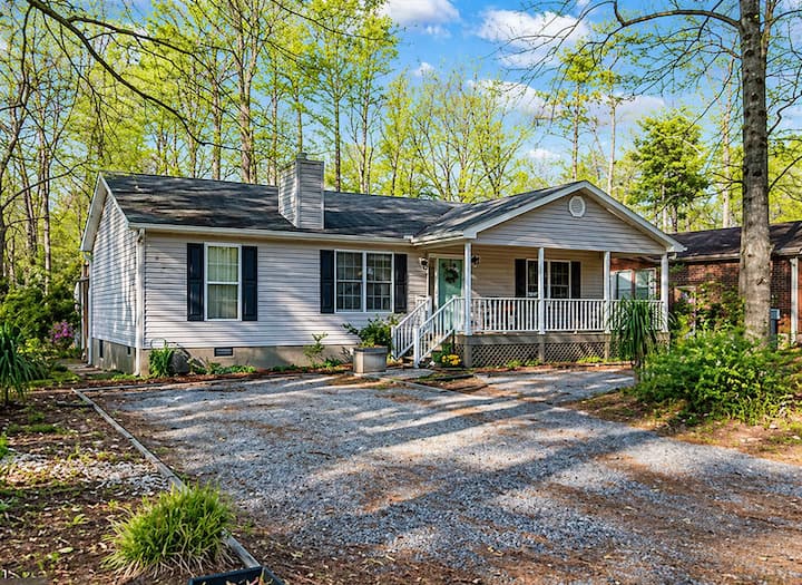 Beach Days And Fire Pit Nights In Ocean Pines - Ocean Pines, MD