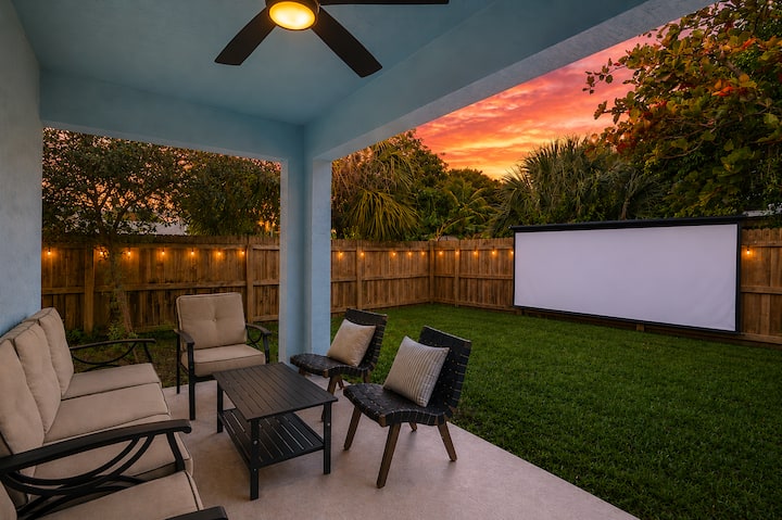 New Modern Coastal Retreat Near Beach & Downtown! - West Palm Beach, FL