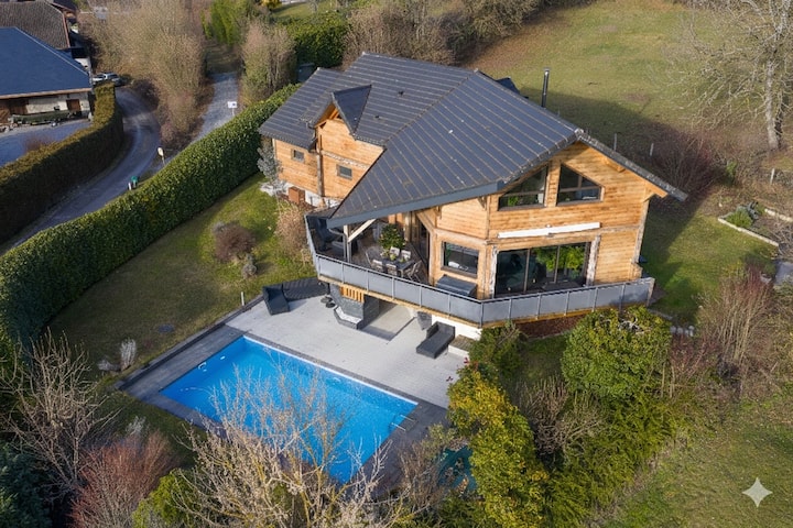 Villa Avec Piscine A 5min Du Lac - France