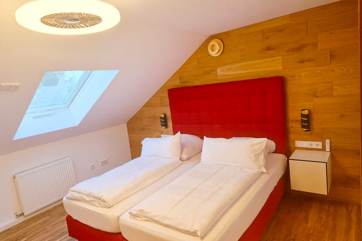 Villa Viktoria 3 Apartment Mit 2 Schlafzimmern - Gaimersheim