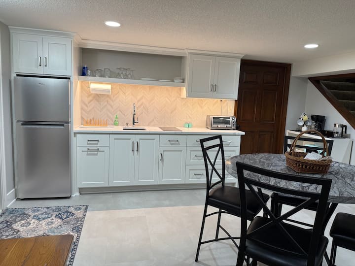 2 Br Private Apartment In Lower Level Of House - Belton, MO