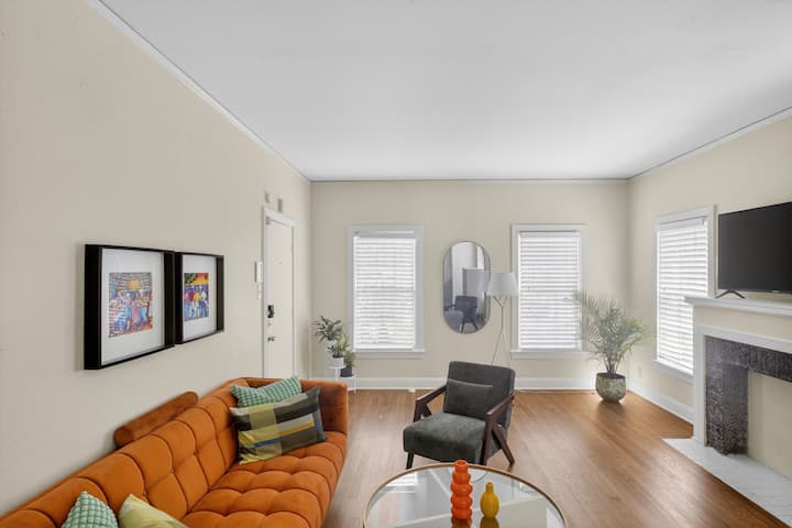 2br Retreat Near Museums & Medical Center - Houston, TX