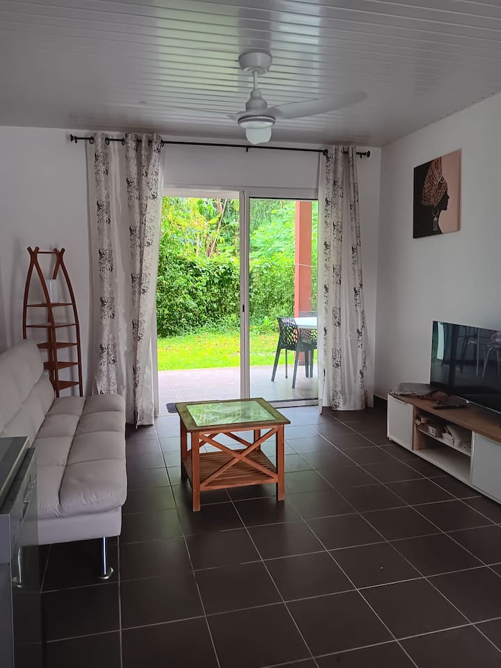Appartement Calme Avec Jardin A 2 Pas De La Plage - Cayenne