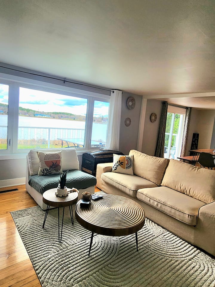 *Downtown Waterfront Oasis* - Greater Sudbury