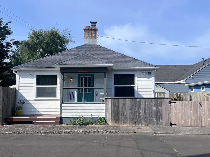 330 Ave K - Wren's Place - Cannon Beach, OR