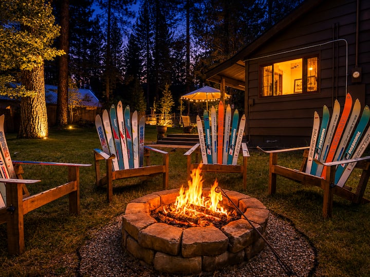 Hot Tub | Sauna | Trailer Parking | Poker | Pets - McCall, ID