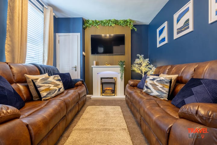 Luxury Vintage Townhouse I Central Derry City - Buncrana