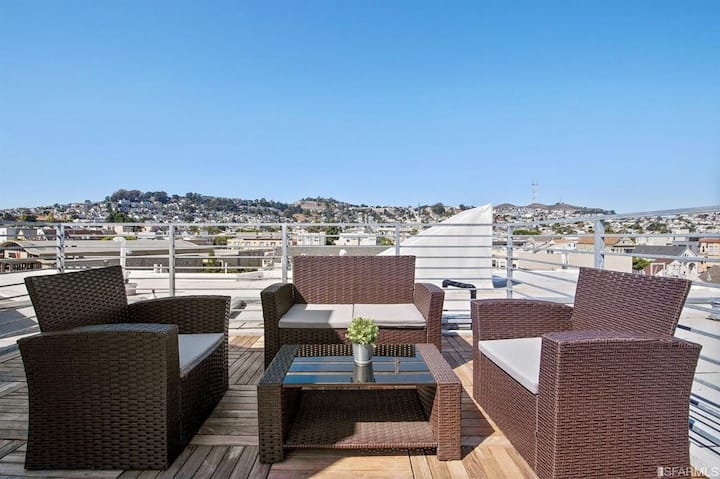 The Cozy Nook | Steps From Cafes & Local Eats - San Francisco, CA