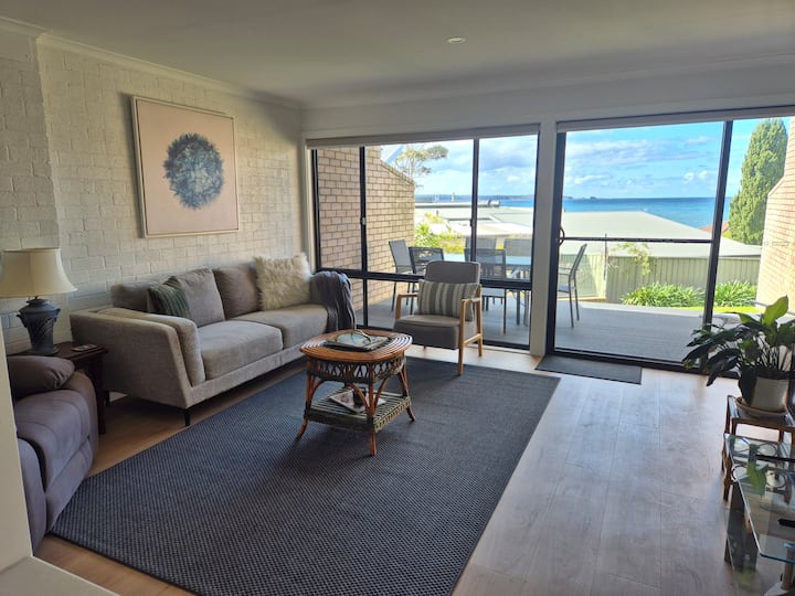 Sauna - Pool - Beach - Ocean Views - Long Beach