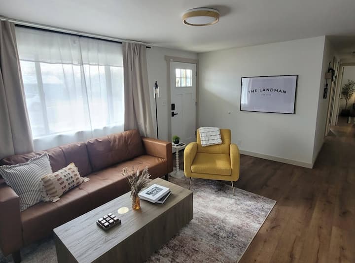 Cozy Casper Retreat | Furnished Mid-term Stay - Casper, WY