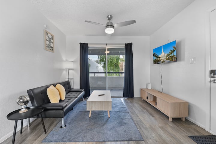 Easy Stay In Downtown Gilbert Gym/pool/ht/laundry - Gilbert, AZ
