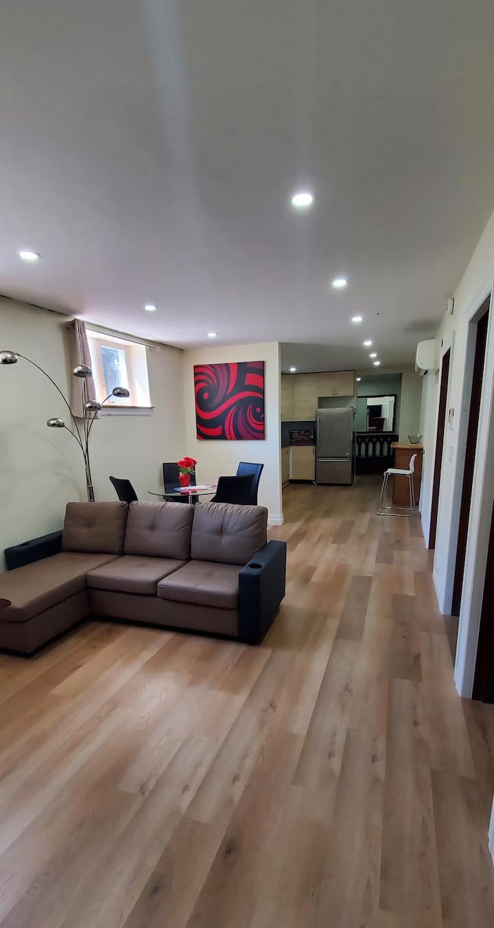 The West Of The East - 3 Beds Convenient Location - Toronto