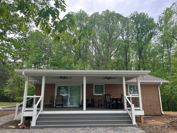 Lake View! Fisherman’s Dream! Close To Bluestone. - Clarksville, VA